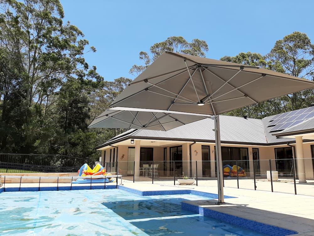 Shadowspec Unity – Multi Canopy Cantilever Umbrella - Sydney Shade