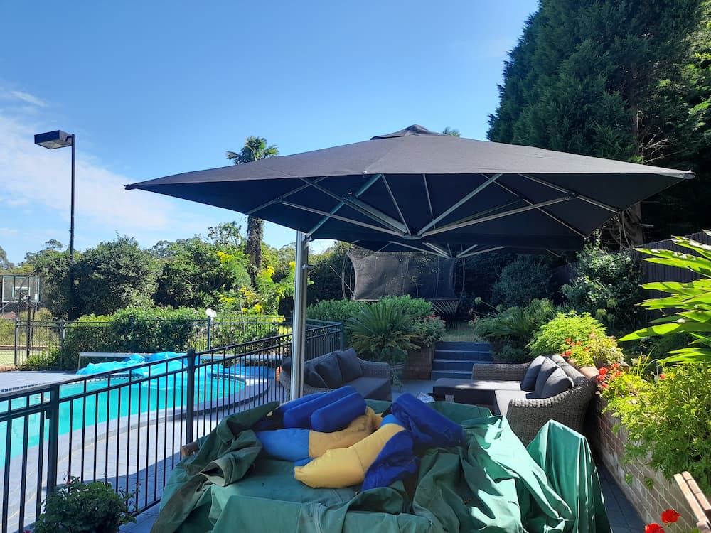 Shadowspec Unity – Multi Canopy Cantilever Umbrella - Sydney Shade